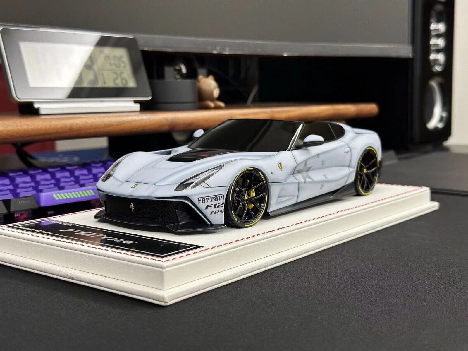 Ferrari F12 TRS (Matt Military Gray) [Davis & Giovanni] 1/18 scale