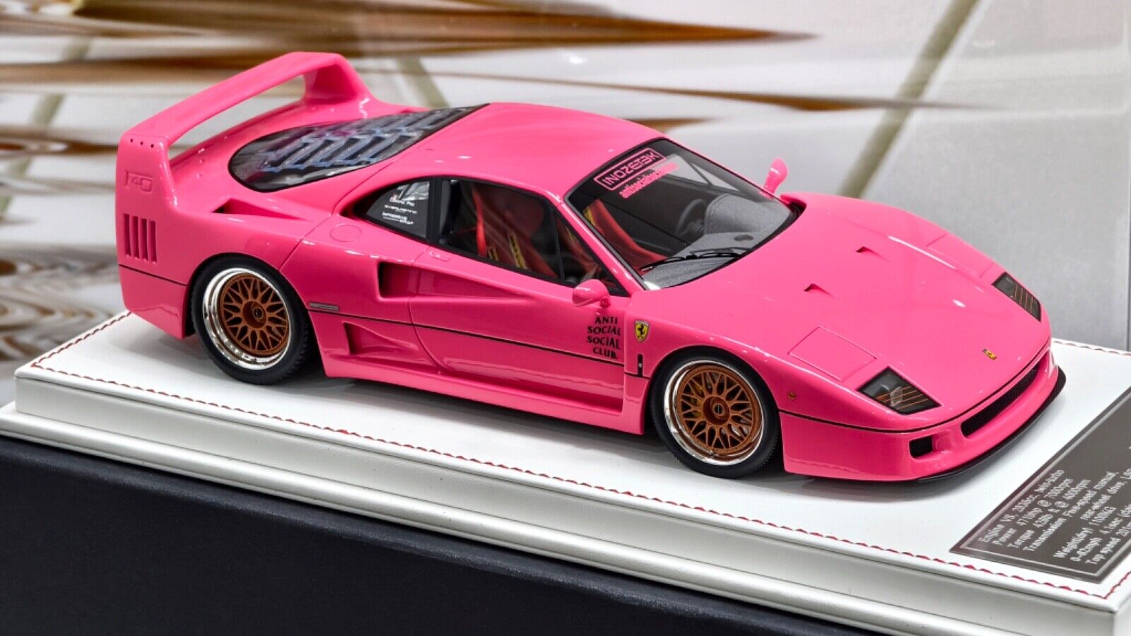 Ferrari F40 (Neon Pink/ Anti Social Social Club) [Davis & Giovanni] 1/
