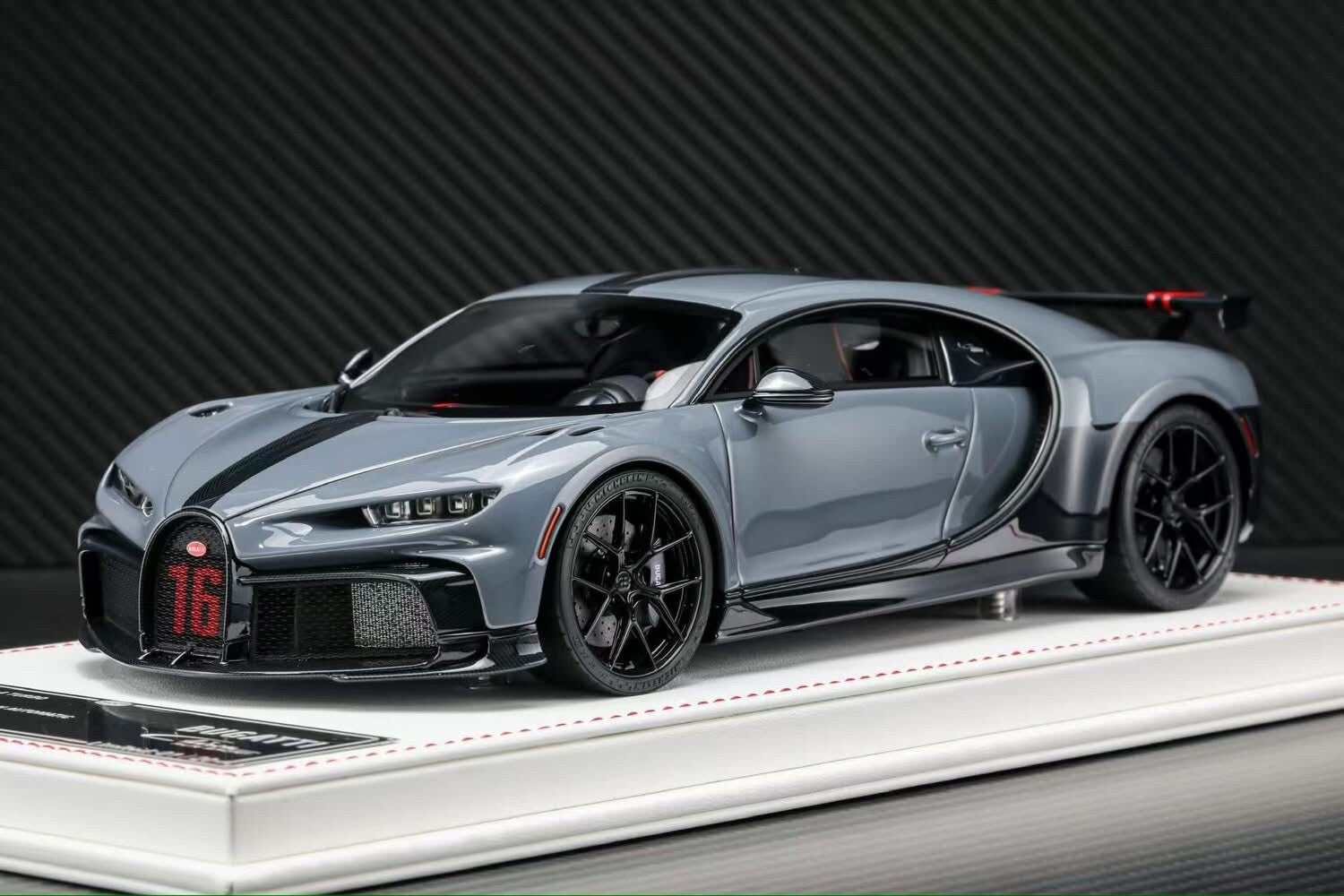 Bugatti Chiron Pur Sport (Nardo Gray) [Davis & Giovanni] 1:18 scale