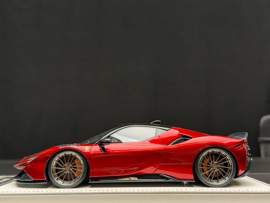 Ferrari SF90 Stradale NOVITEC (Candy Red) [Davis & Giovanni] 1:18 scal