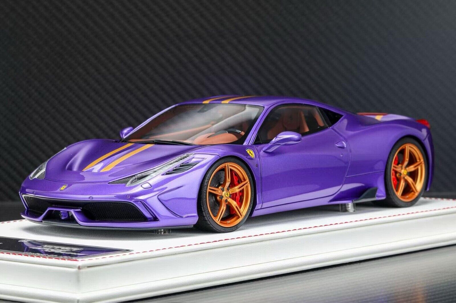 Ferrari 458 Speciale (Metallic Purple) [Davis & Giovanni] 1/18 scale