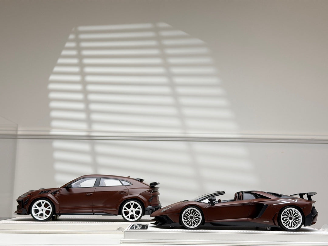 Lamborghini Aventador & Urus (Travis Scott) [Davis & Giovanni] 1:18 sc