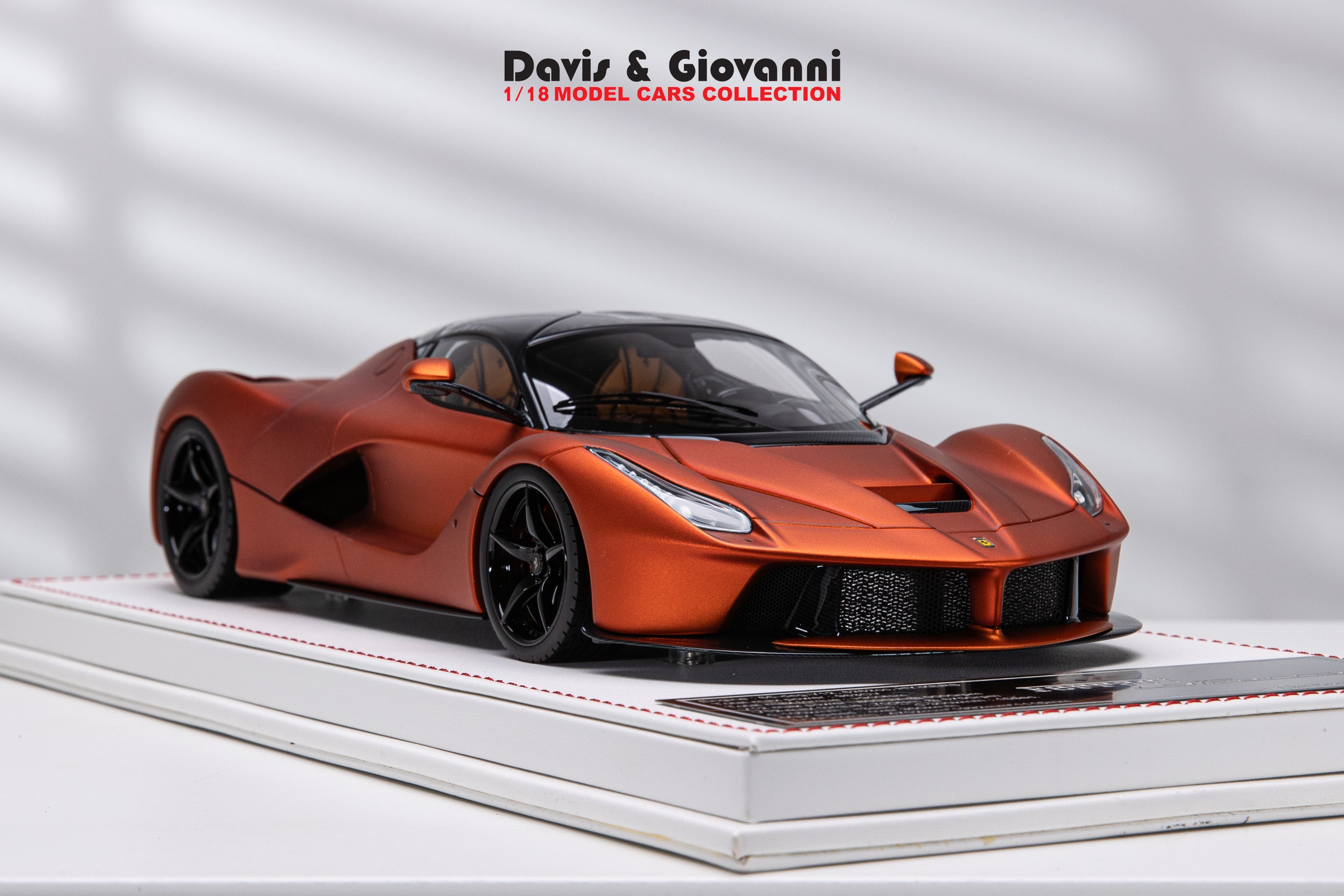Ferrari LaFerrari (Matt Chrome Orange) [Davis & Giovanni] 1:18